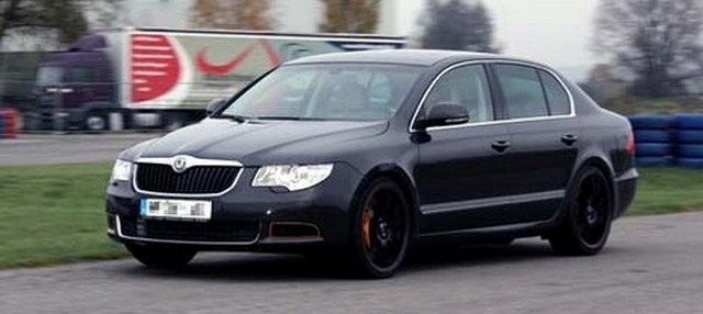 Boom: Skoda Superb Turbo with 515 hp and 305 km / h.